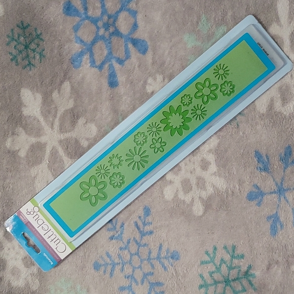 Provo Craft | Office | Cuttlebug Provo Craft Large Embossing Border ...